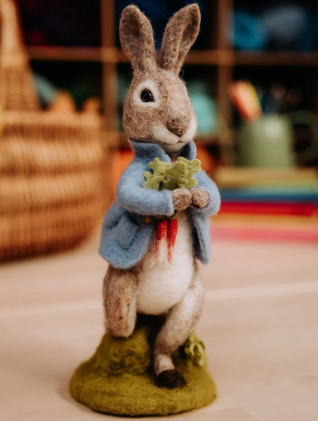 Beatrix Potter Peter Rabbit and The Stolen Radishes Peter Rabbit Felti ...